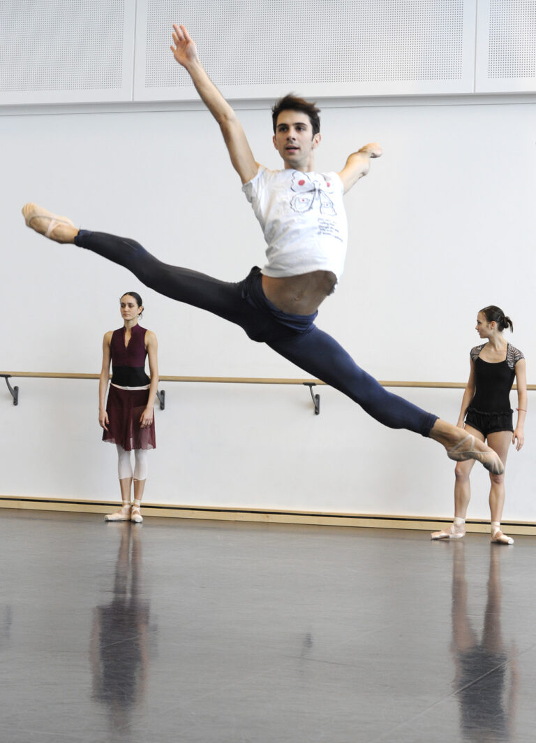 Danse classique niveau avancé/professionnel – micadanses